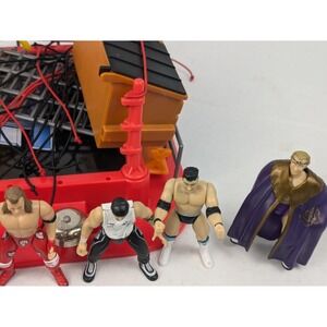 Toys | Wwf King Of The Ring Action Ring 16 Mini Figures Playset 1997 ...